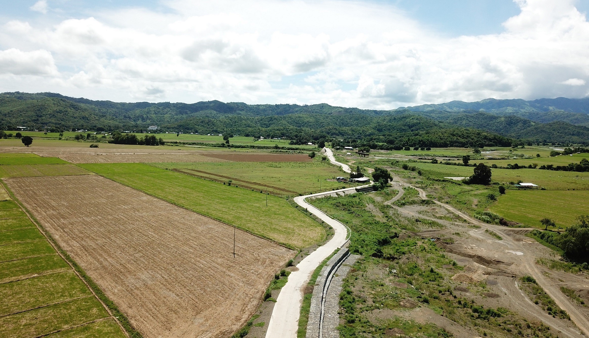Farm-to-Market Road in Negros Occidental Now Complete--DPWH