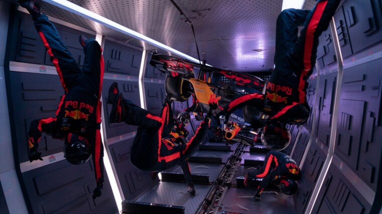 Watch: Here's How to Do a Pit Stop in Zero Gravity