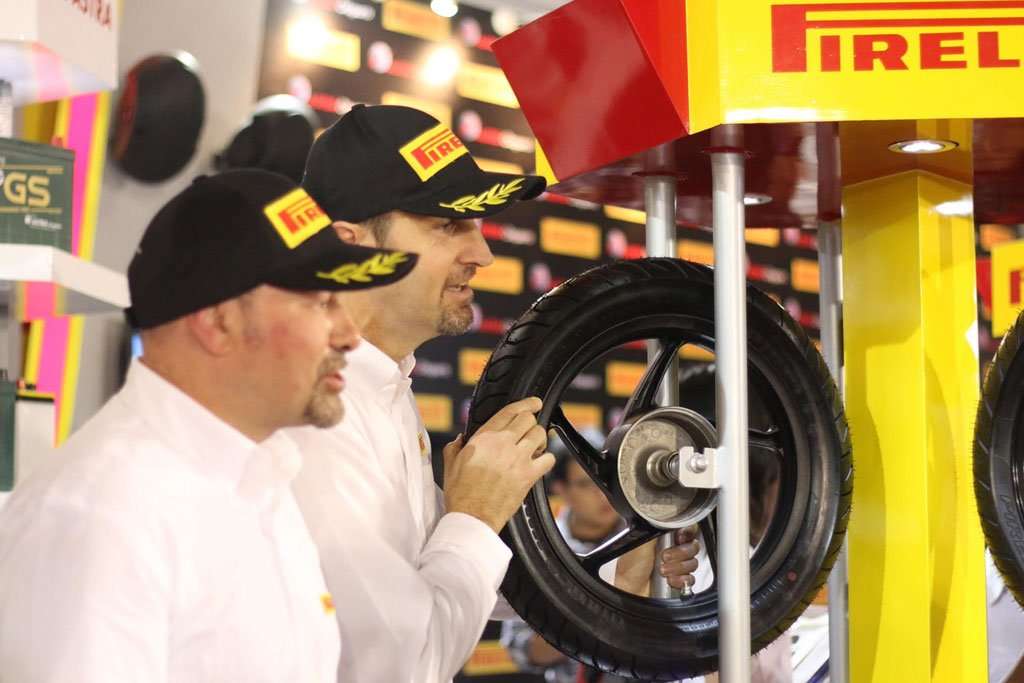 Pabrik Ban Astra Otoparts-Pirelli Mulai Beroperasi Juli