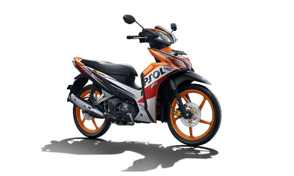 Honda Blade 125 FI Semakin Kental dengan Aroma Racing