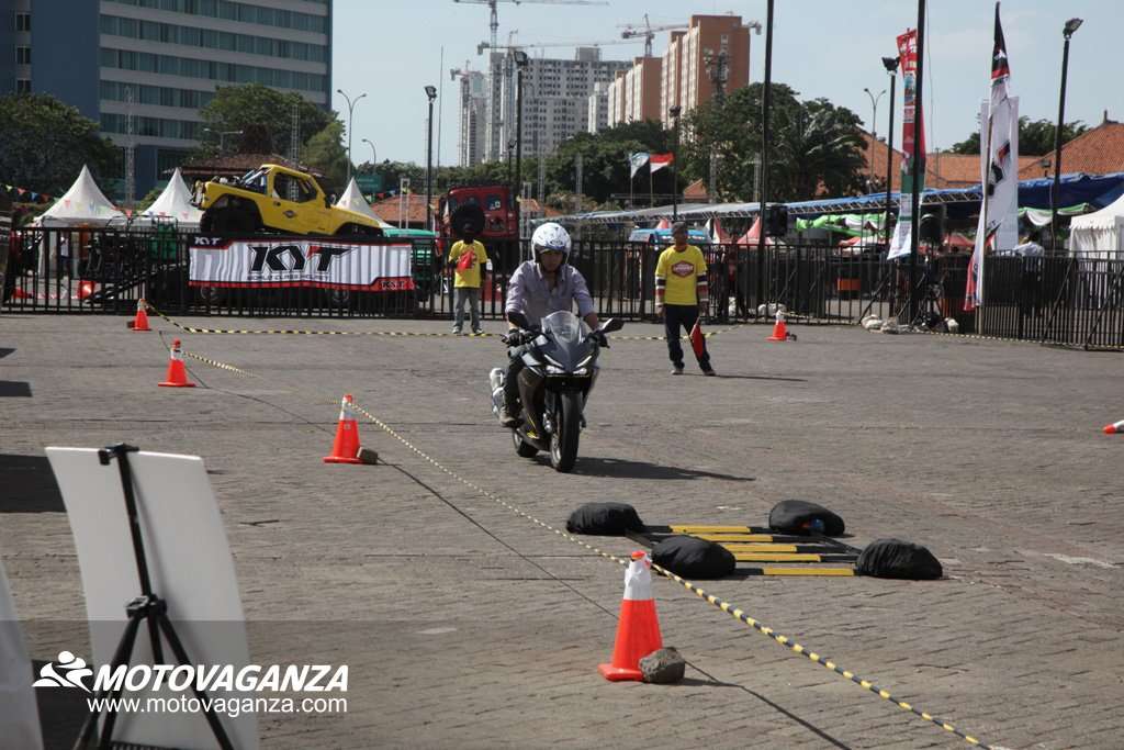 Parade Test Ride IIMS 2017