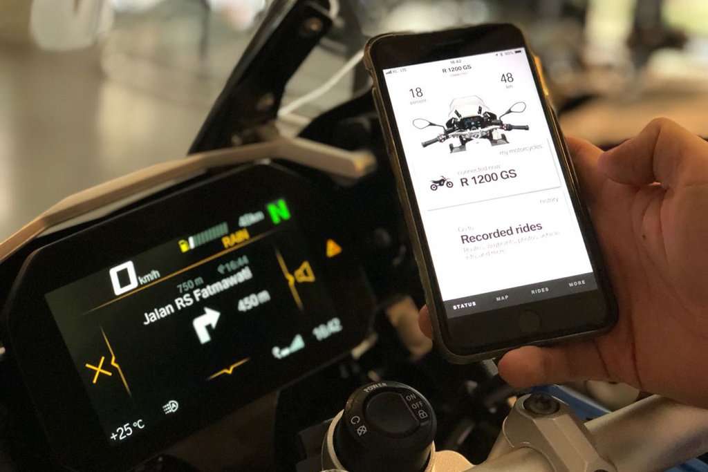 BMW Kenalkan Fitur Lengkap BMW Motorrad Connectivity