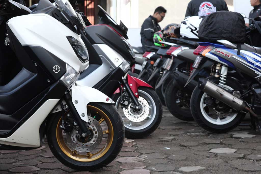 Corsa M5 Ban Awet yang Dirancang untuk NMax