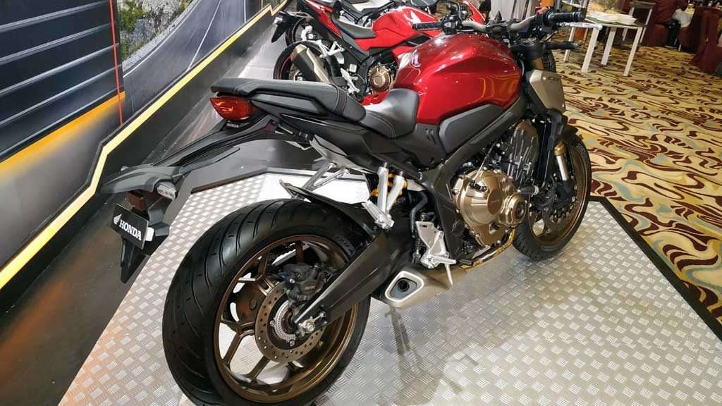 REVIEW: Honda CB650R Neo Sport Concept