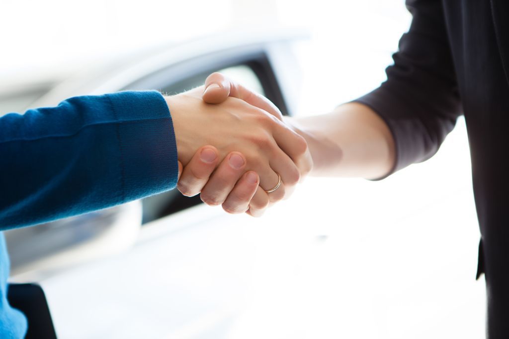 Tips on Negotiating Car Deals When Selling a Car
