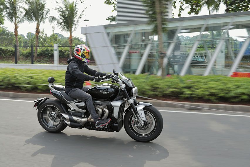 FIRST RIDE: Triumph Rocket 3 2020, The Muscle Roadster (Bagian 1)