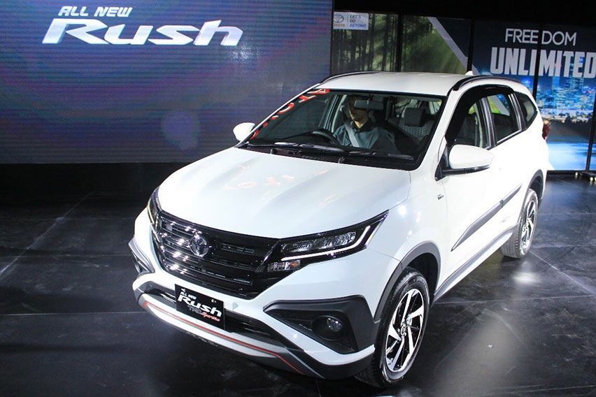 Perbedaan Toyota Rush Baru dan Lama | Oto