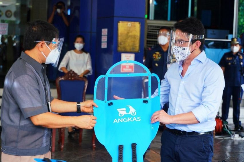 Angkas provides free rides, shields to medical workers