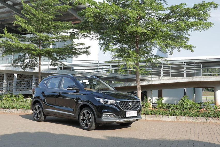 MG ZS EV, Satu Lagi Mobil Listrik yang Meluncur di IIMS Hybrid 2021