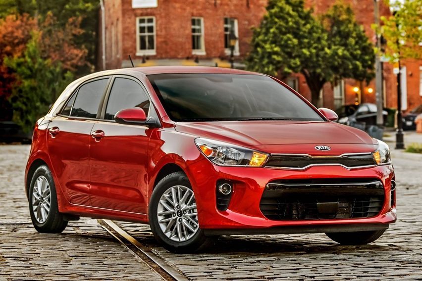 Kia Rio - Variants explained | Zigwheels