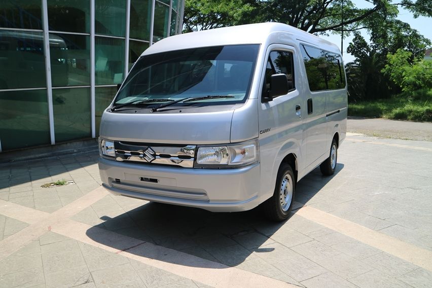 Suzuki Hadirkan Carry Versi Minibus dan Blind Van