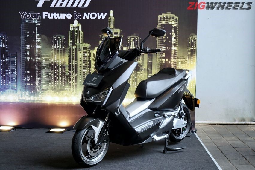 Tak Terpengaruh BBM Mahal, Berikut Rekomendasi Motor Listrik Terbaru