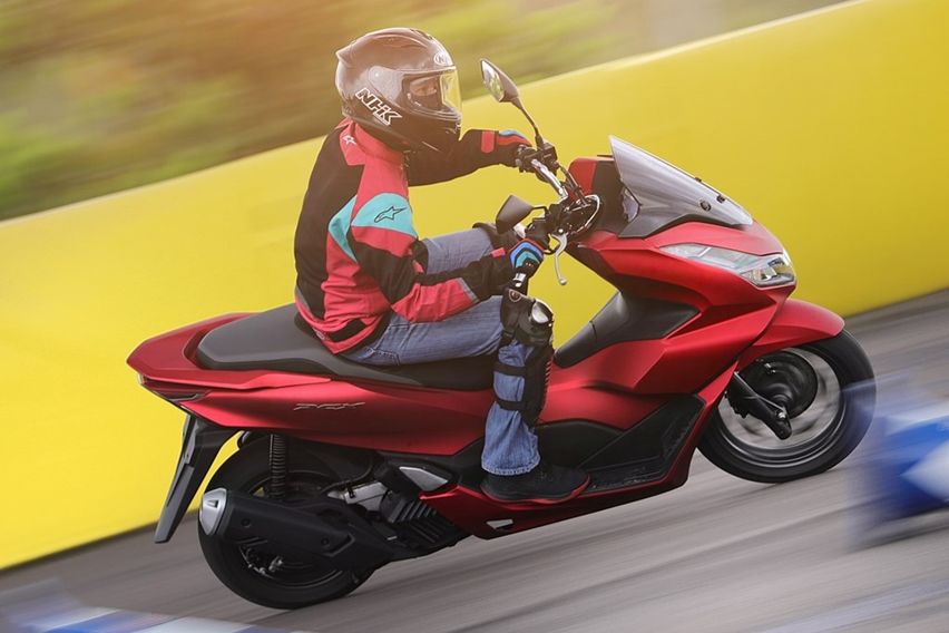 Simak Rekomendasi Modifikasi Simpel All New Honda PCX 160 | Oto