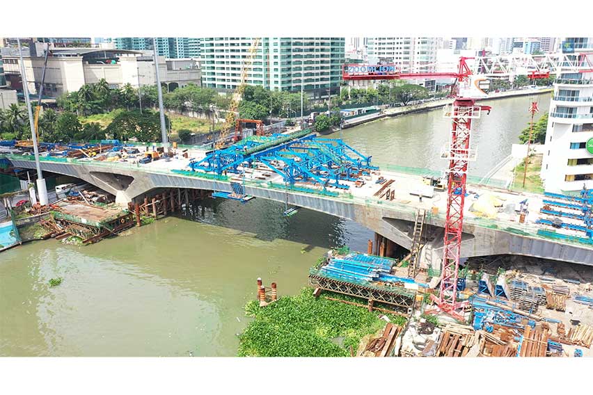 Estrella-Pantaleon Bridge enters 'wrap-up' construction stage, is 88% done