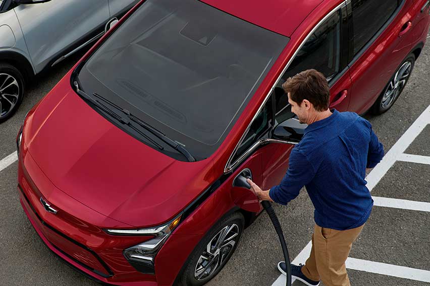 GM, BrightDrop to roll out Ultium Charge 360 for EV fleets in the US