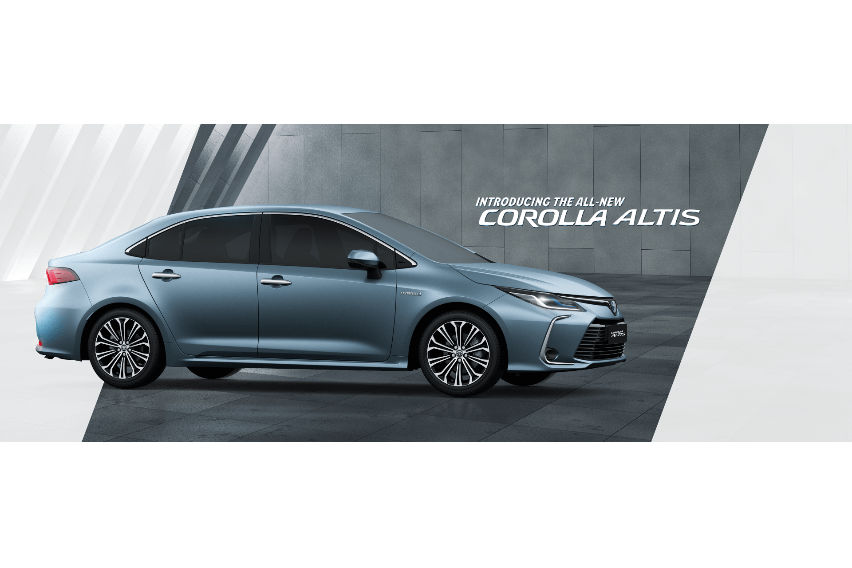 Inspecting the 4 variants of the Toyota Corolla Altis