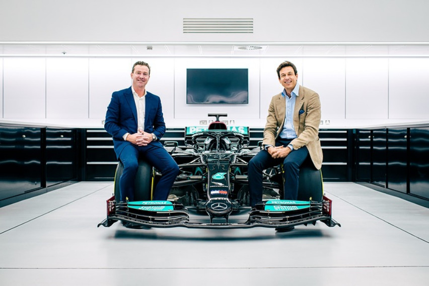 Mercedes-AMG Petronas F1 team partners with Kingspan