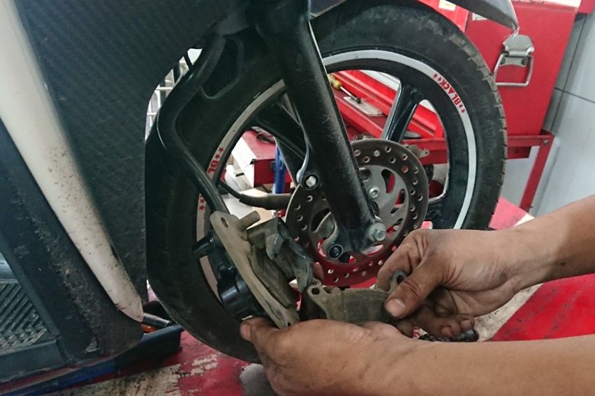 Tips Mudah Merawat Rem Sepeda Motor Agar Selalu Optimal