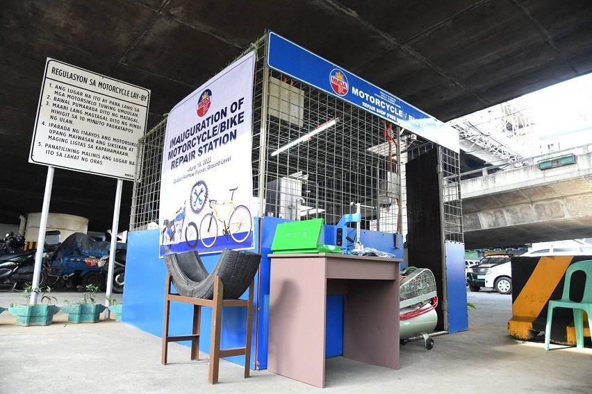 MMDA launches newest moto, bike repair station in EDSA