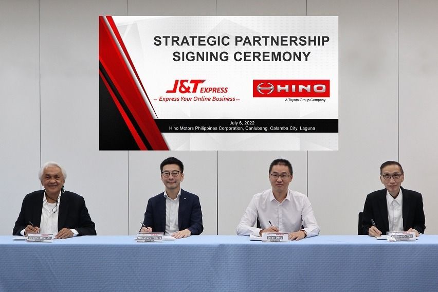 Hino PH, J&T Express renew partnership