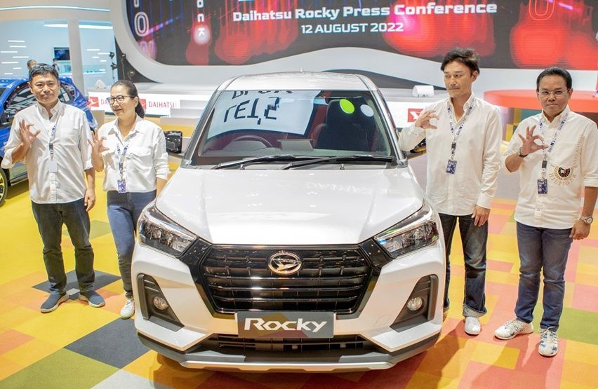6 Mobil Mainan Listrik Keren untuk Anak-anak, Lisensi Pabrikan Ternama ...
