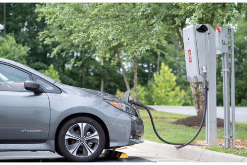 Nissan Leaf bags lifetime achievement award from WhichEV for its ...