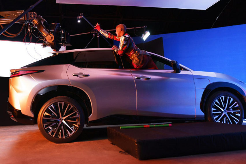 Lexus RZ 450e to appear alongside ‘Black Panther: Wakanda Forever ...