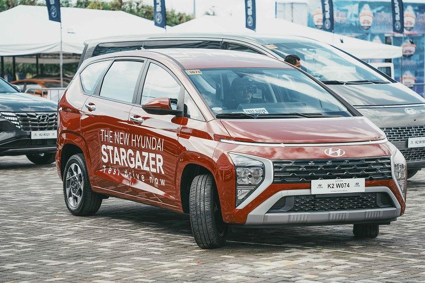 Hyundai Stargazer 1.5 GLS Premium IVT Price & Specs Philippines ...