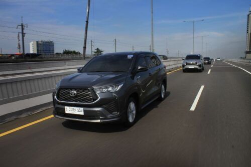 Sebelum Beli Toyota Kijang Innova Zenix Hybrid, Perhatikan Hal Penting ...