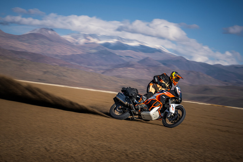 KTM beefs up 1290 Super Adventure R’s navigation system for 2023