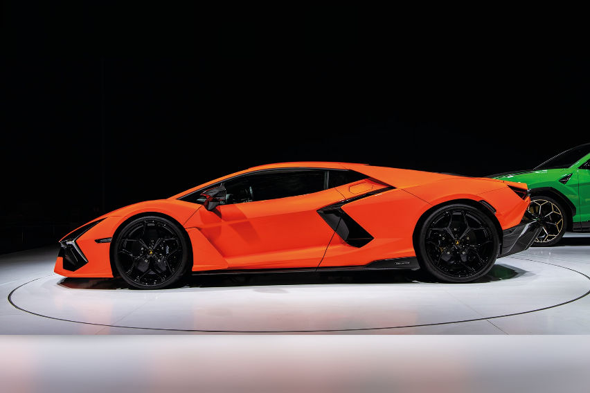 Lamborghini presents Revuelto HPEV at Auto Shanghai 2023