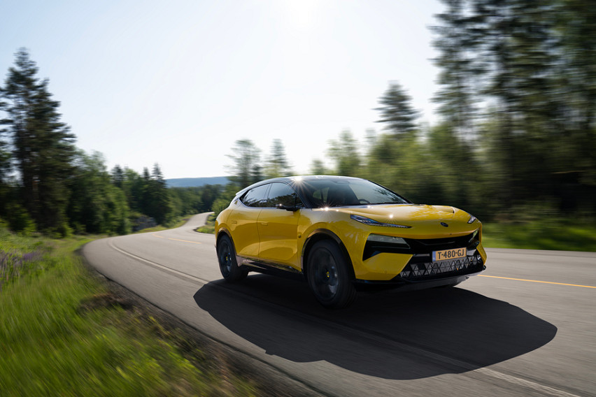 Lotus unveils Eletre hyper SUV