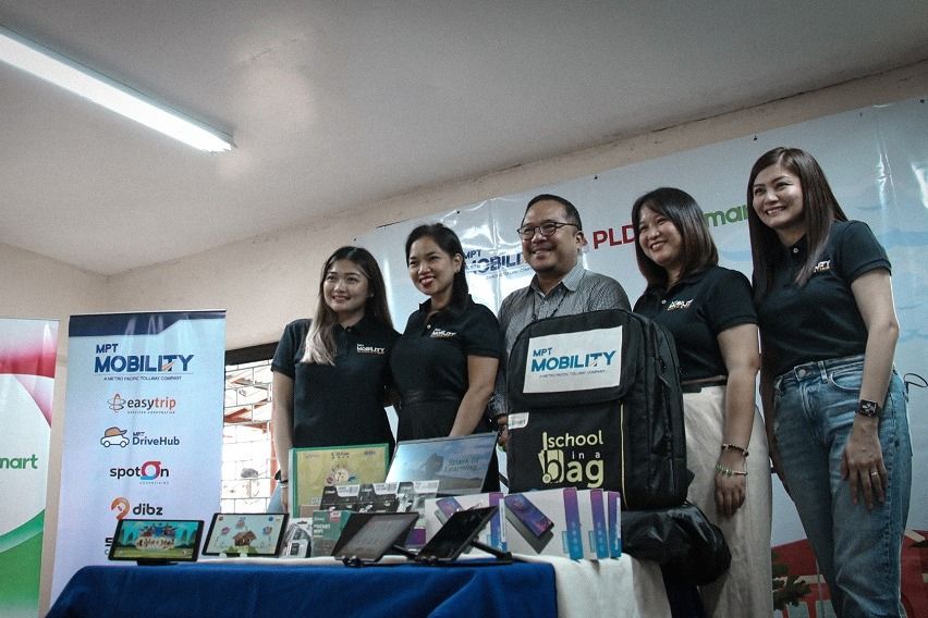 MPT Mobility, PLDT, Smart, turn over School-in-a-Bag to Baguio and Cebu ...