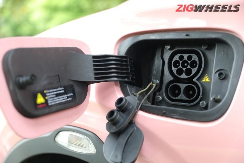 Electria Vol. 2: Kenali Jenis-jenis Konektor di Mobil Listrik