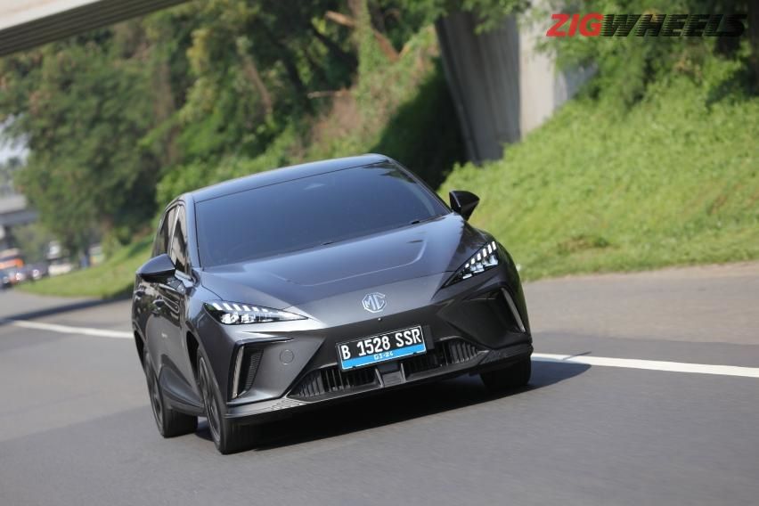 MG 4 EV 2025 Harga, Review, Spesifikasi & Promo April - Zigwheels Indonesia