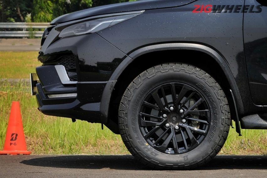 Bridgestone Meluncurkan Dueler A/T002, Begini Keunggulannya